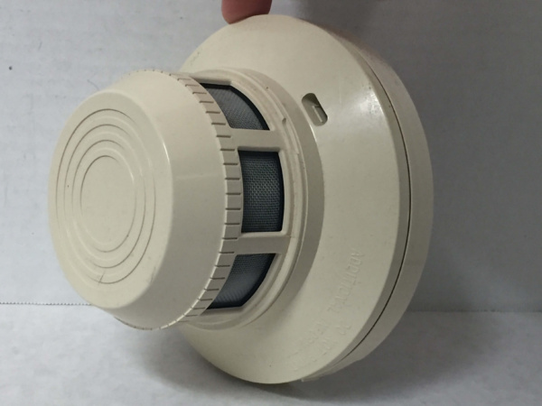 System Sensor 2424 - FireAlarms.tv - jjinc24/U8oL0's Fire Alarm ...